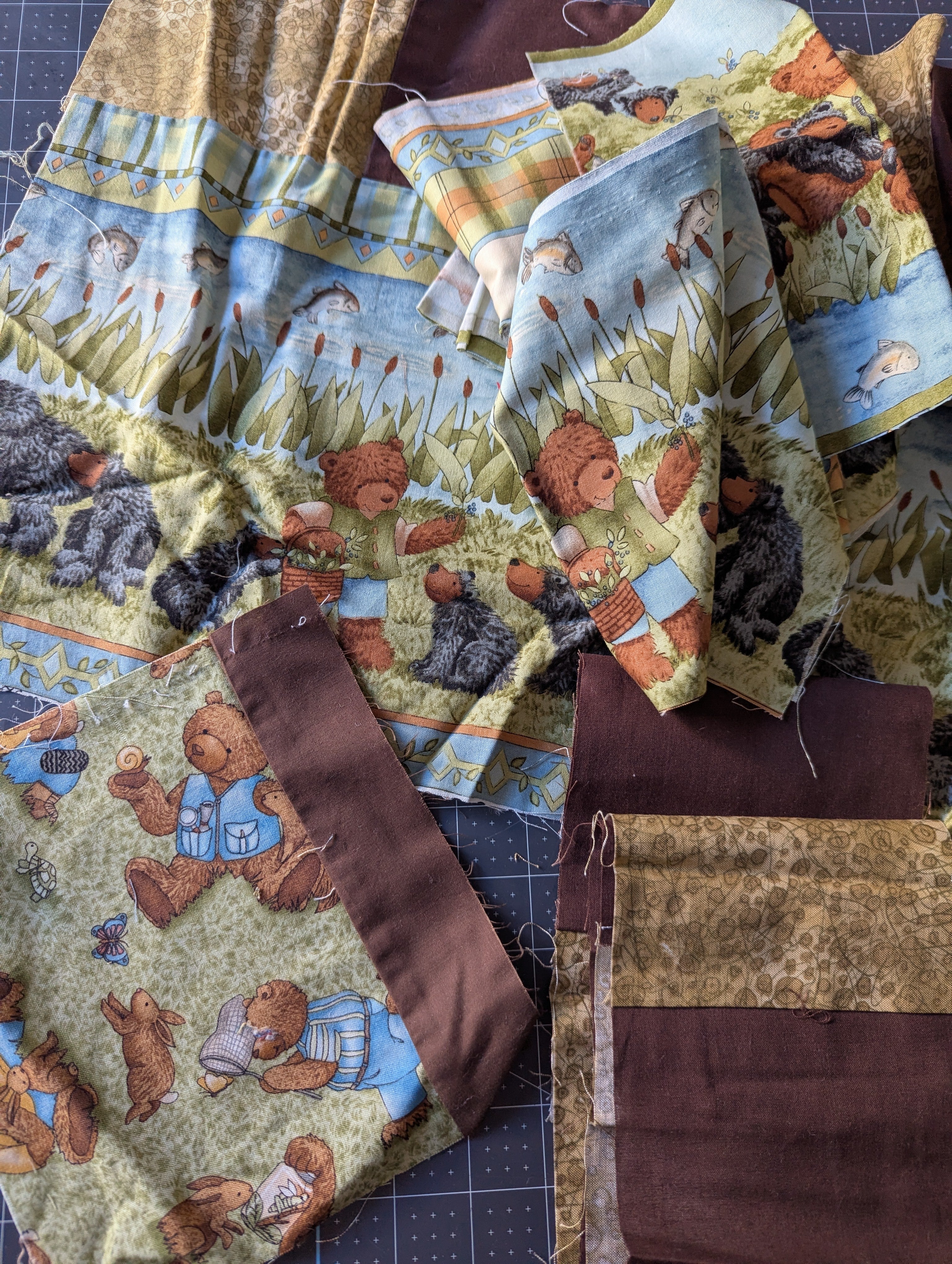 Outdoor Bears - Quilting Scrap & Fabric Panels - Lot B – Remnants by ...